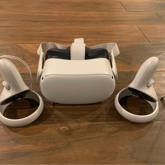 Accessories | Oculus Quest 2 Clean | Poshmark